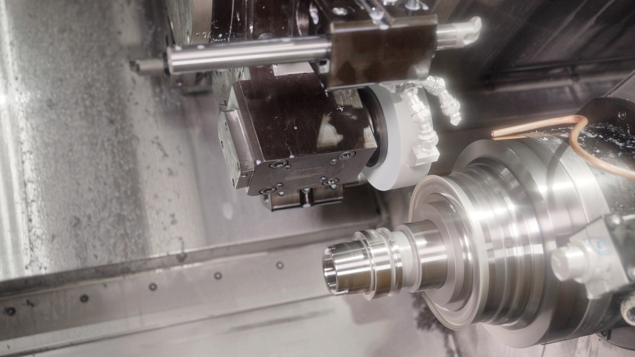 User-oriented solution for hard turning and grinding - Kellenberger ...